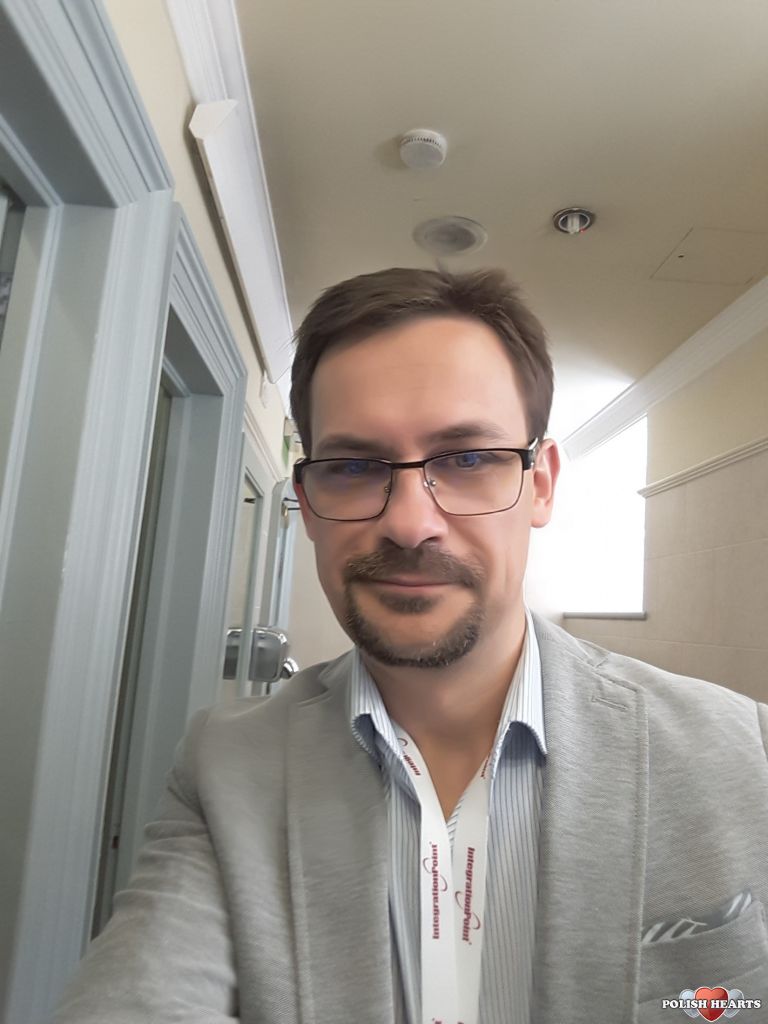 Handsome Polish man: user: Wojtek_Dublin, 44 years old