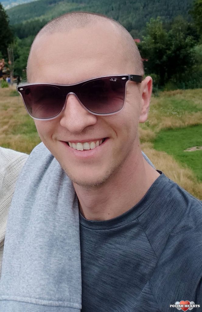 Handsome Polish man: user: KrystianKo, 37 years old